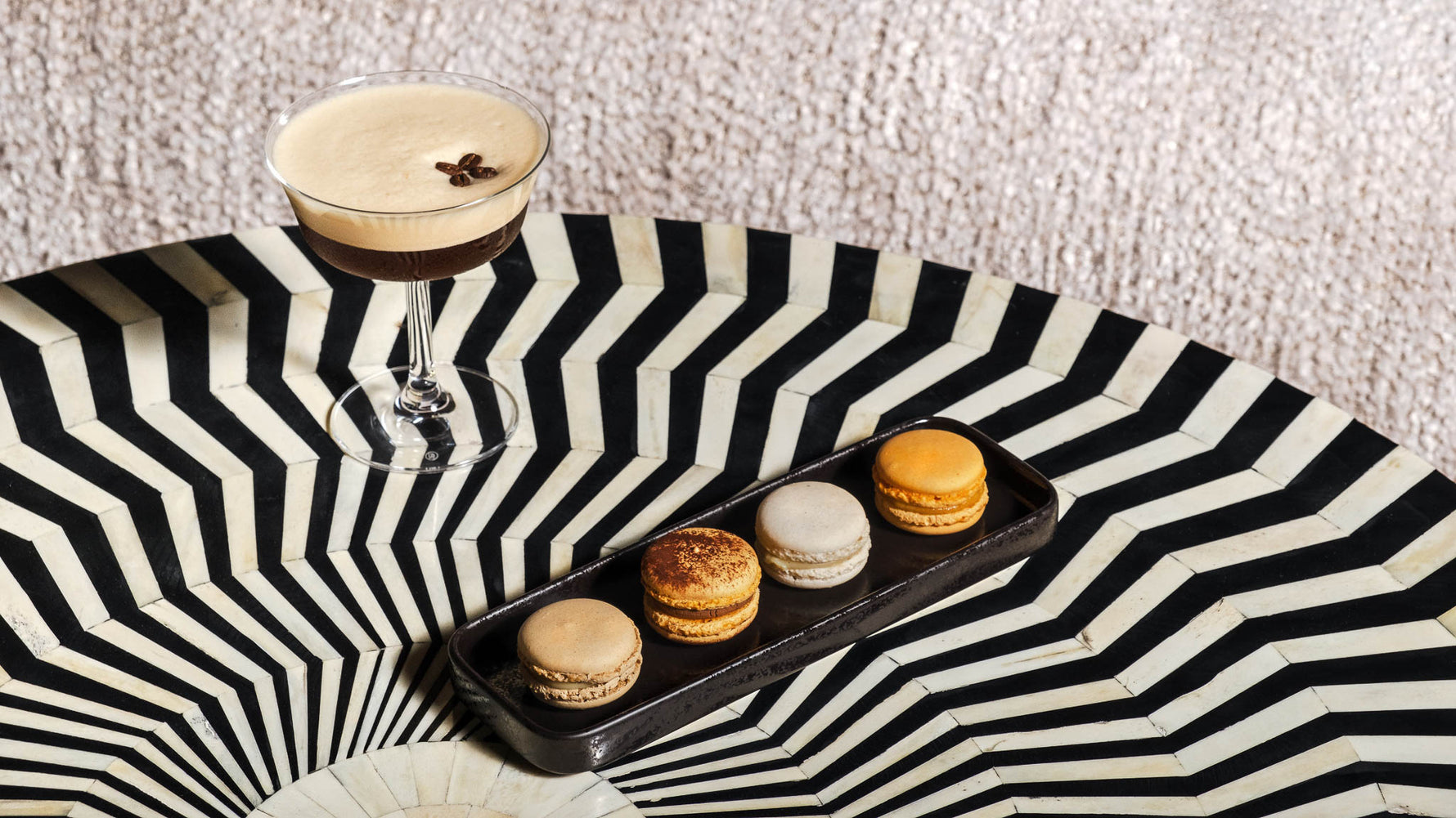 Premium Private Club - The Place - Club Privé du Magazine Premium Lux